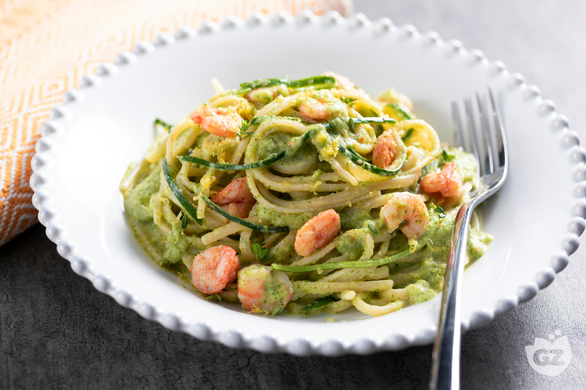 Pâtes aux courgettes et crevettes crémeuses - Recettes italiennes par ...