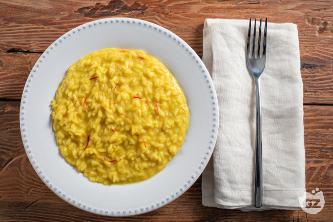Risotto au safran - Recettes italiennes par GialloZafferano
